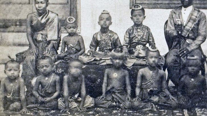 Step Back Into Class And Get 100% On This High School History Quiz!