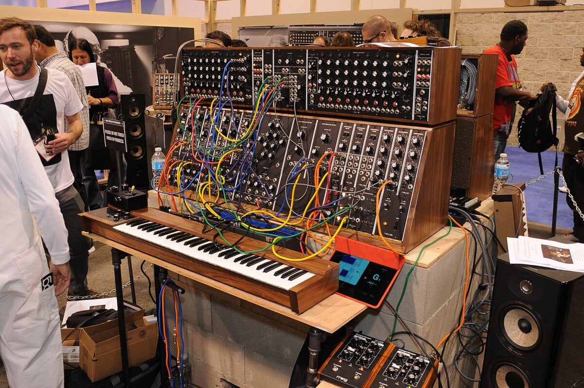 Music Gear of the Past: Name This Retro Instrument